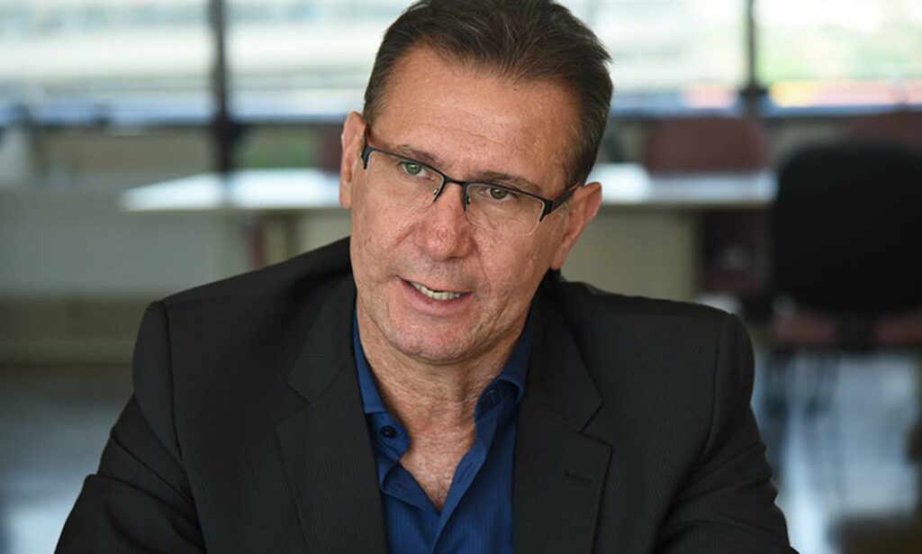 Copa do Mundo: Brasil terá uma representante mulher entre os 7 árbitros ...