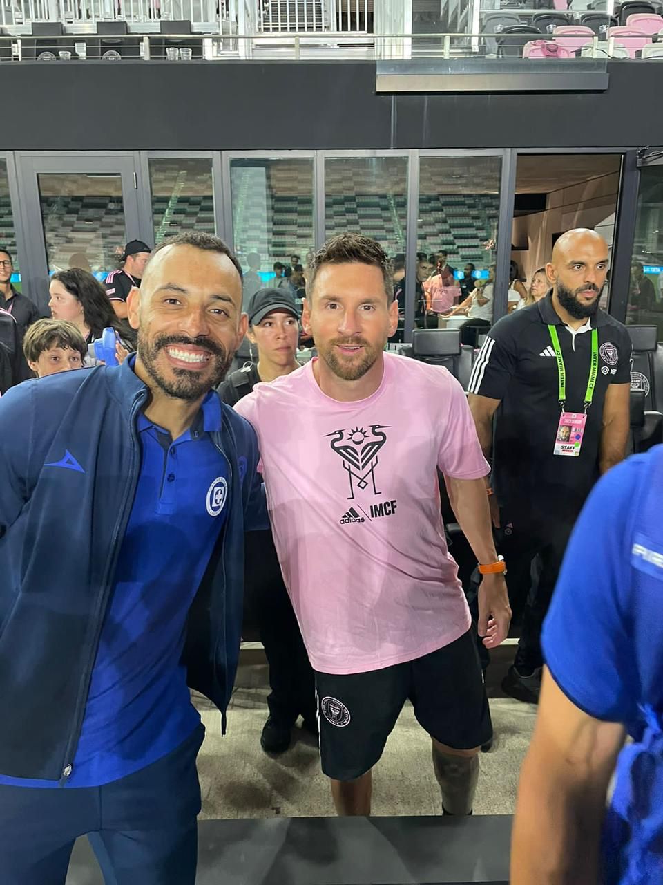 M10 E M10! Ex-Fortaleza enfrenta Messi e perfil oficial do tricolor ...